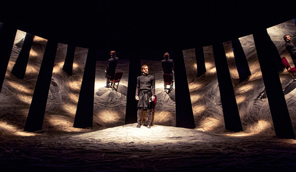 Hamlet en el espejo - Alfa y Omega