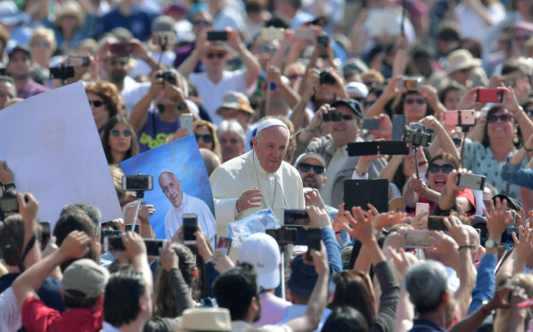 «Dios caminará con nosotros siempre, incluso en los momentos más feos ...