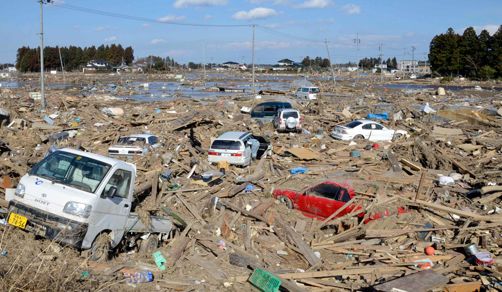 Como un tsunami - Alfa y Omega