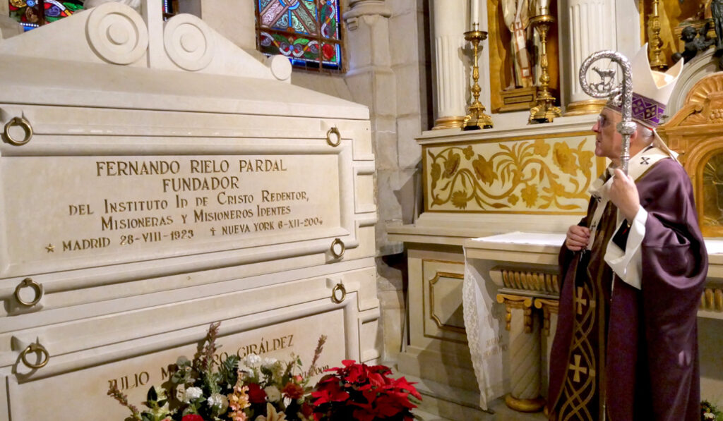 Comienza el centenario del fundador de los identes - Alfa y Omega