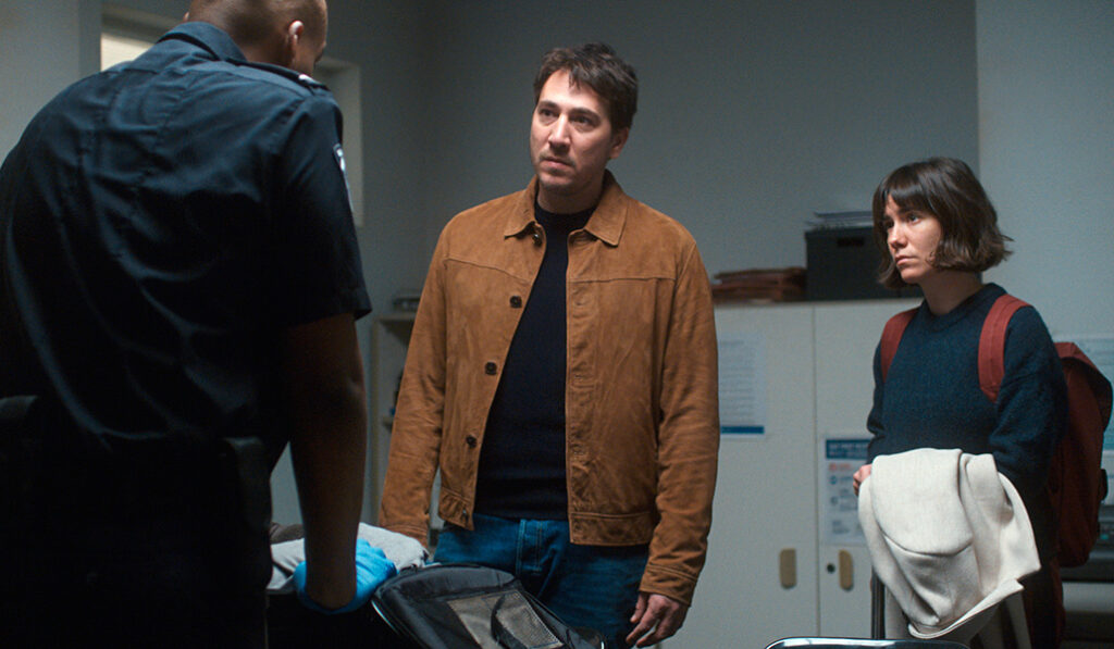 Upon entry. Historia kafkiana con moraleja - Alfa y Omega