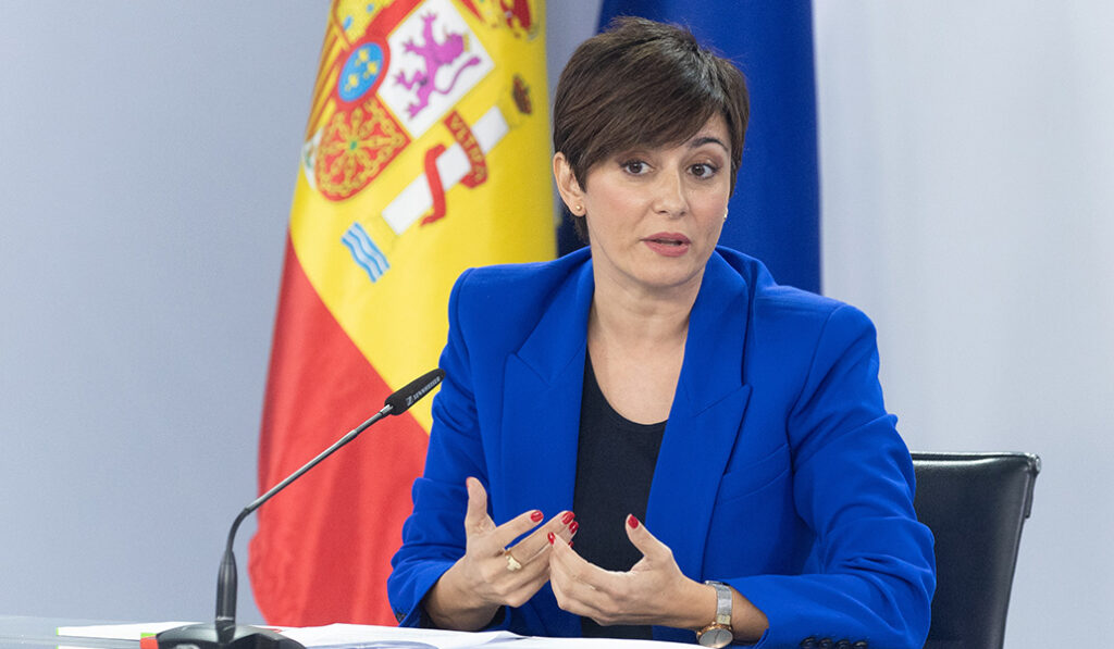 El Gobierno abordará «en los próximos años» el informe del Defensor del ...