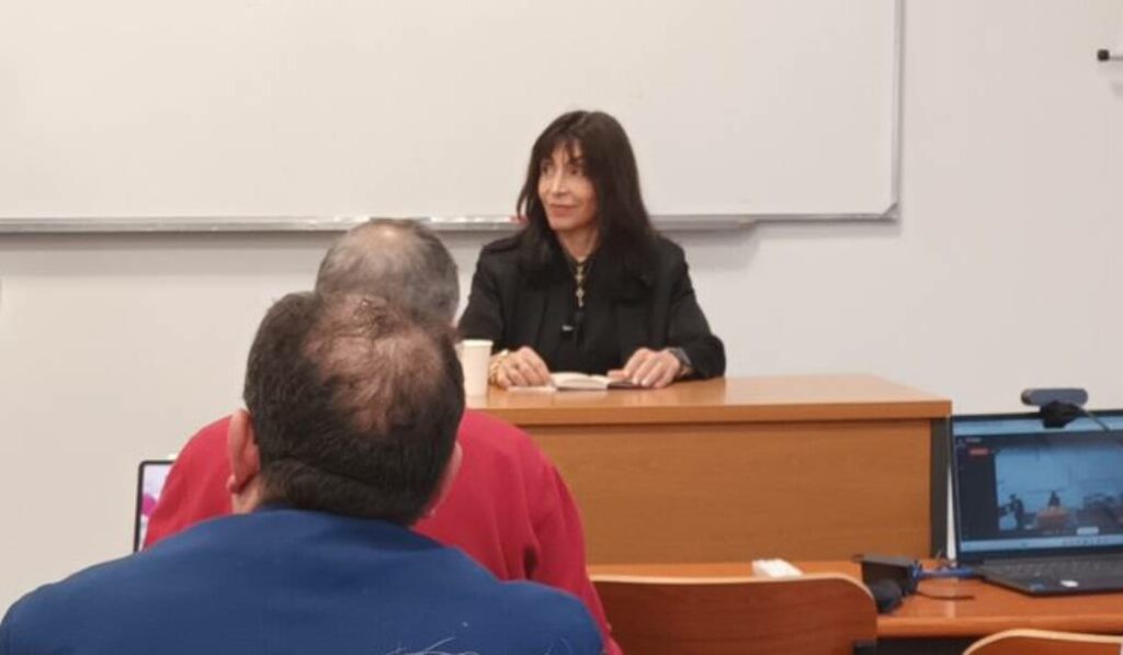 Emilce Cuda: «La Iglesia debe recuperar el discurso del trabajo» - Alfa ...