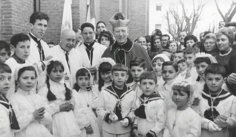 El obispo de Córdoba revela que fue curado «milagrosamente» gracias a ...