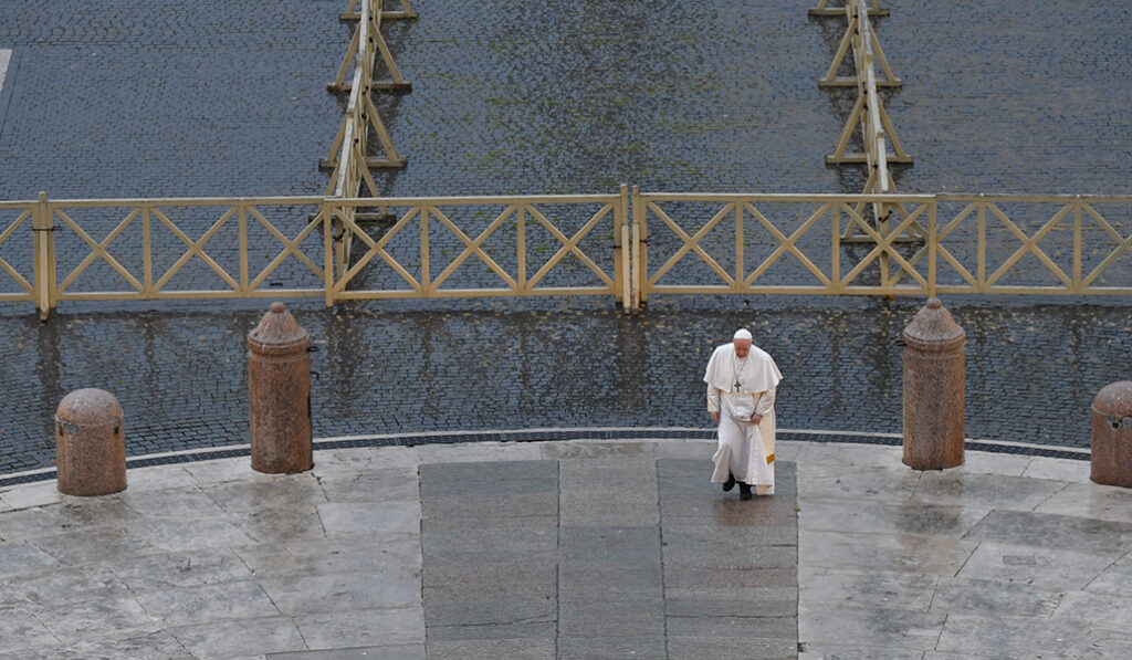 Se cumplen 5 años de la statio orbis, la bendición del Papa contra la ...