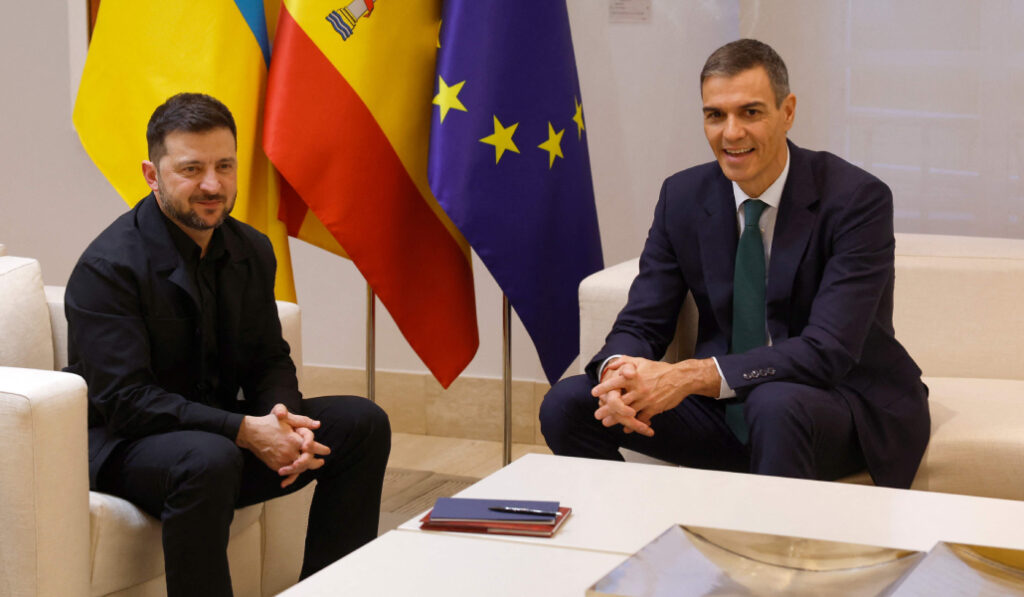 Zelenski entrega a sor Lucía Caram la Orden de la Princesa Olga - Alfa ...