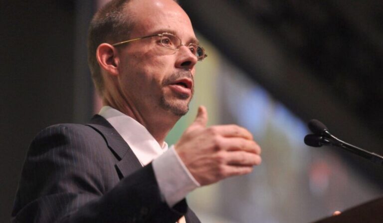 Fallece John Allen, «el periodista al que otros reporteros acuden» para ...